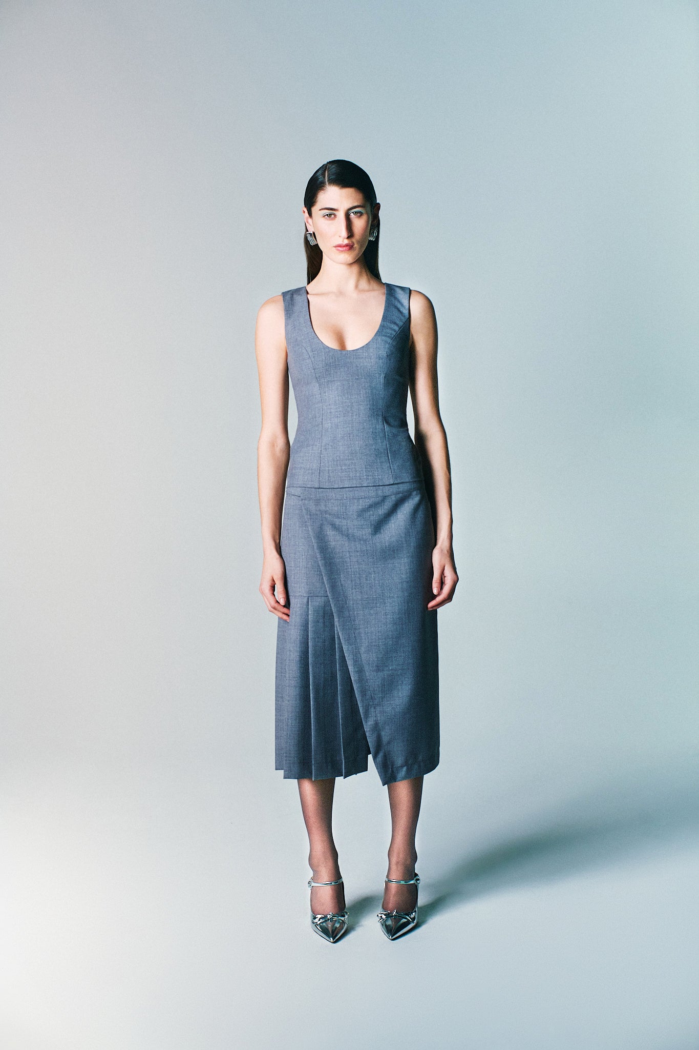 SCULPTED SCOOP TANK – Mode Mischief Studios