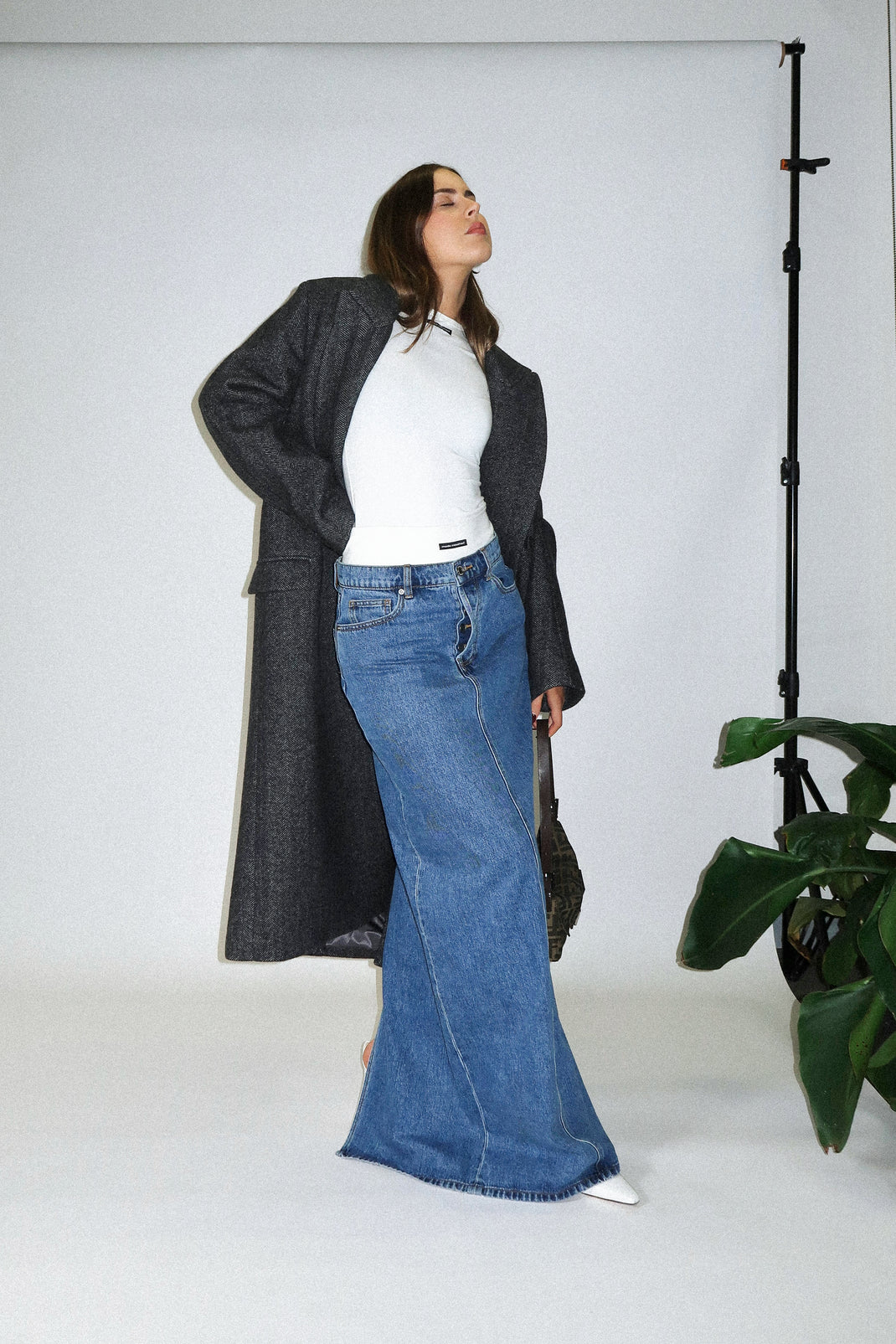 WARDROBE STAPLES INSPIRED BY THE 90S – Mode Mischief Studios