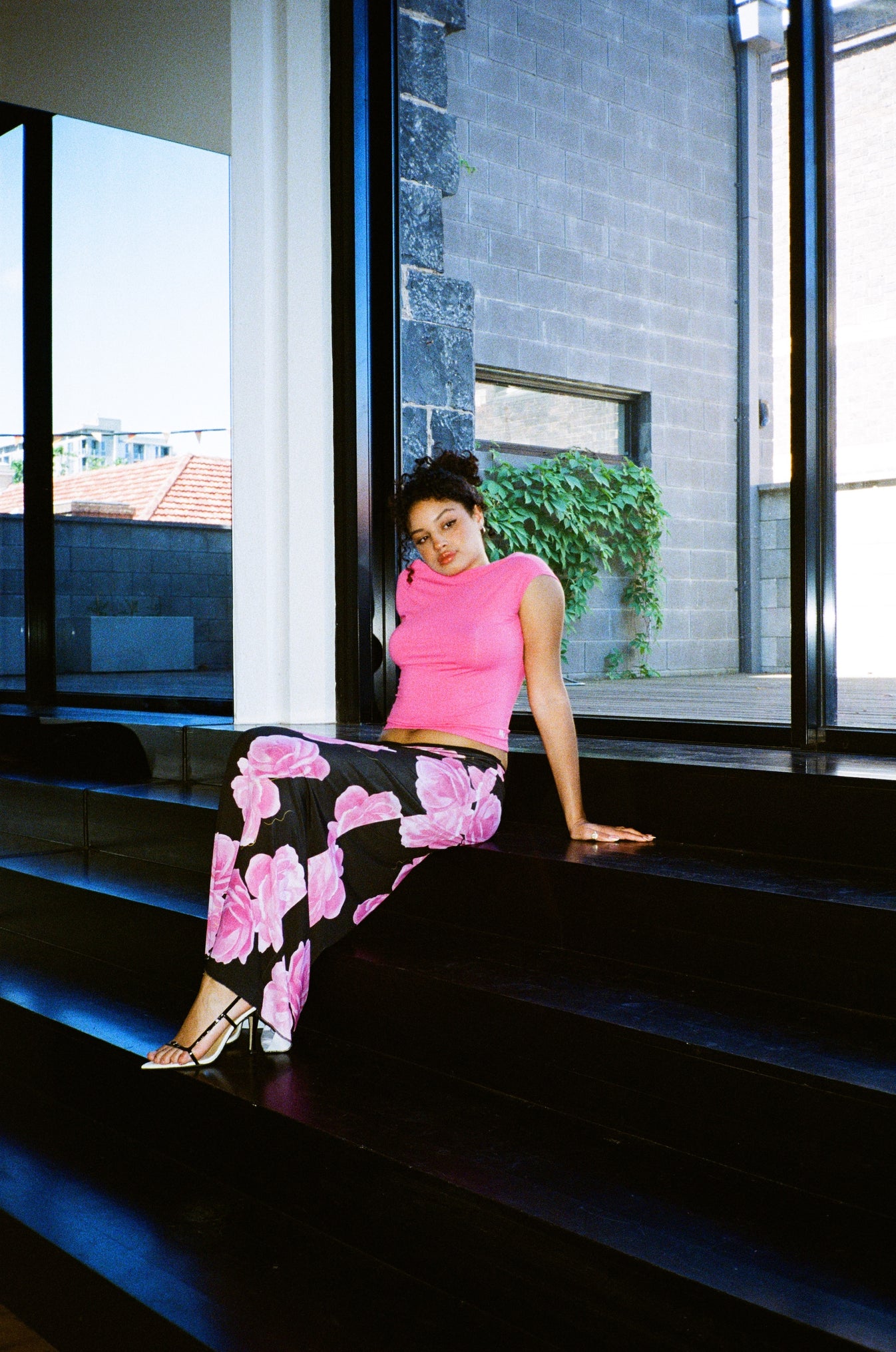 ROSAS TEE – Mode Mischief Studios